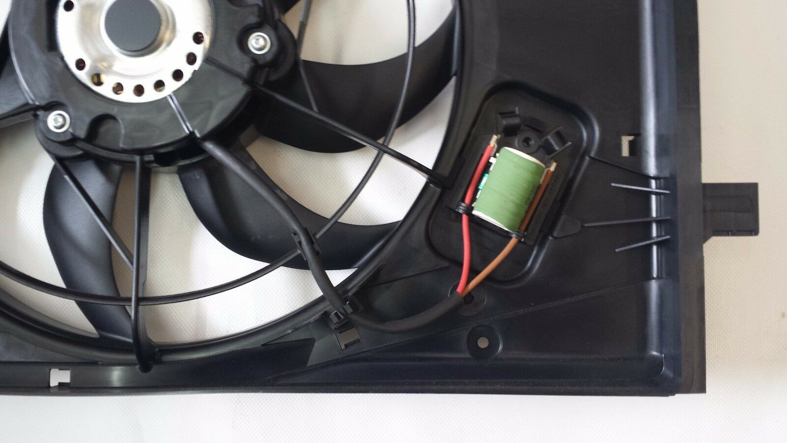 Vauxhall Insignia 1.6 1.8 Petrol Radiator Cooling Fan & Cowling New OE ...